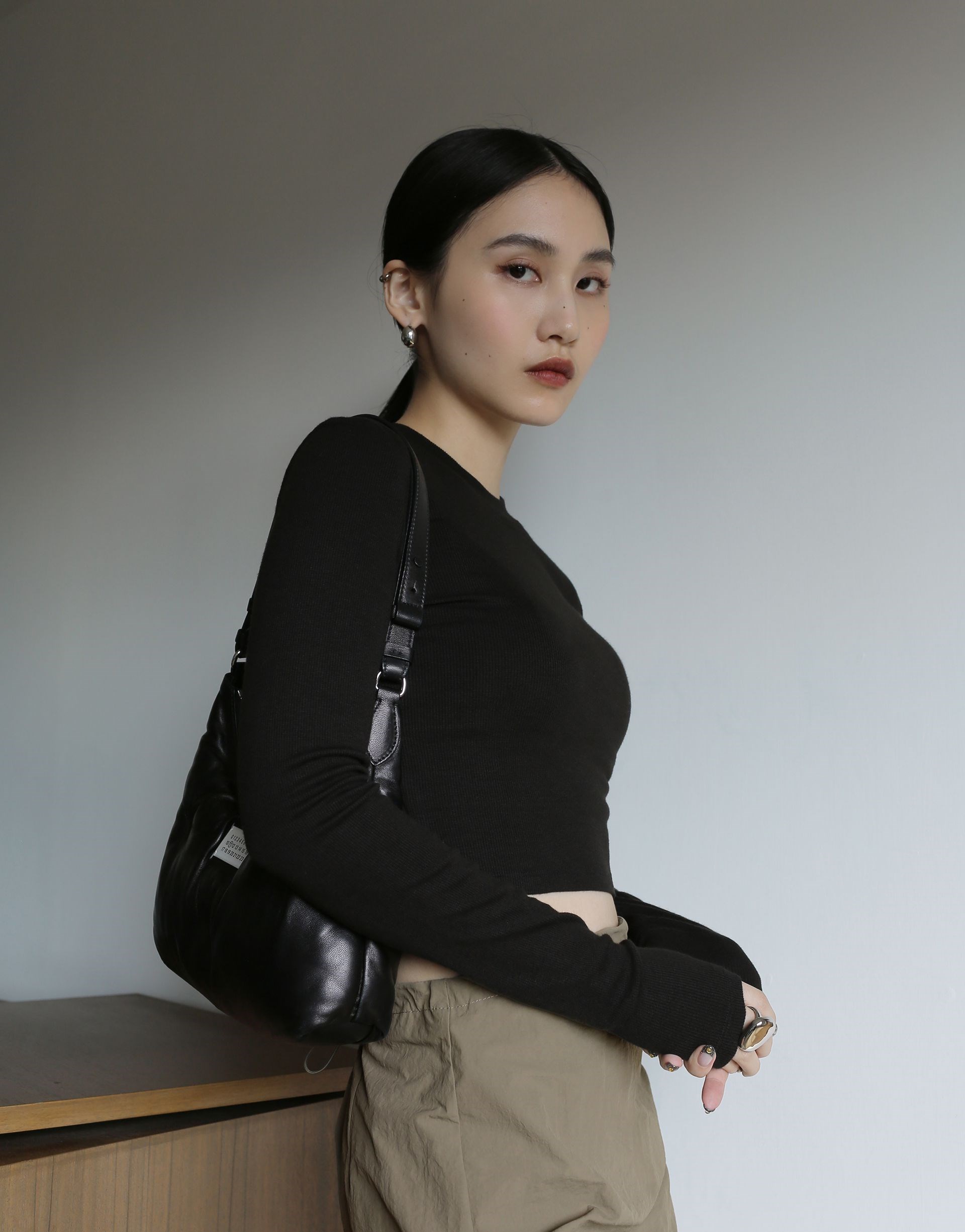 MIT 微高領羅紋合身上衣 ｜ PAZZO 生活好感衣著