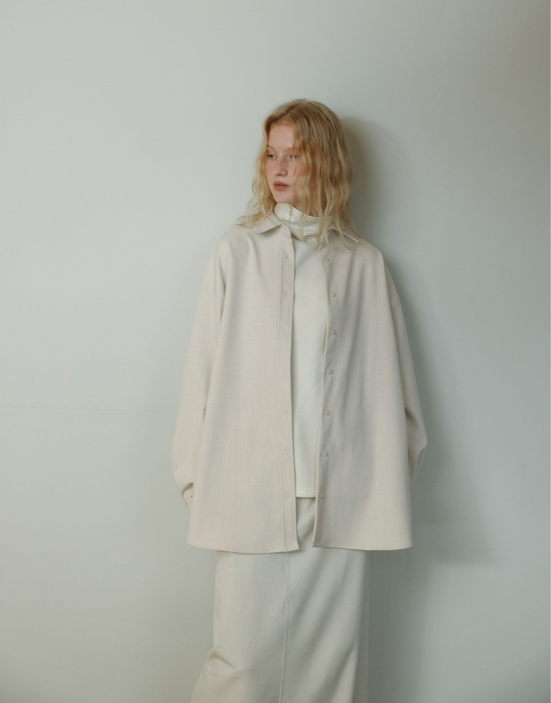 品牌LOGO刺繡雙打褶襯衫 ｜ PAZZO 生活好感衣著